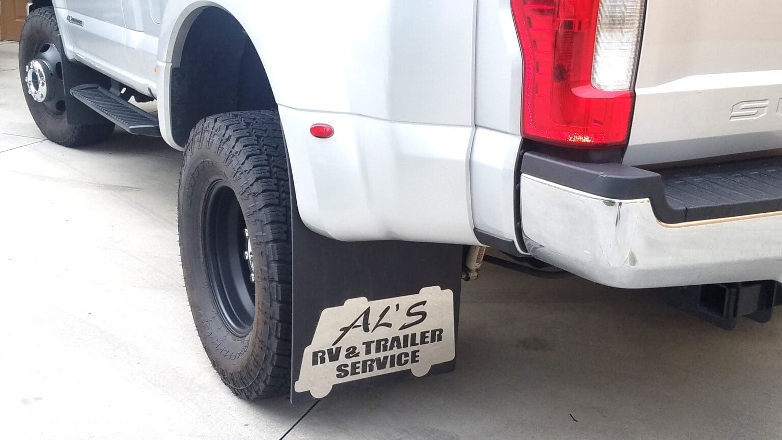 Duraflap Mudflaps With Custom Weight Designs • Duraflap