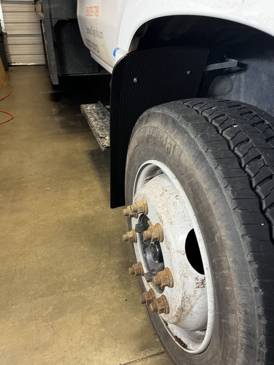 Duraflap Chevy 4500/5500/6500 Front 2019 - 2025 & International CV ...